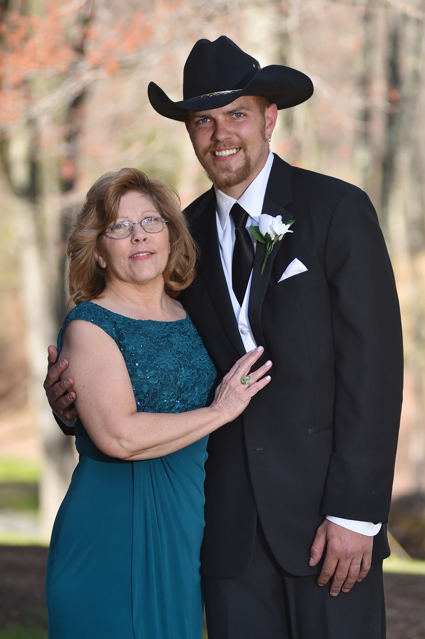 Colleen Gorman & Scott Drexler’s Wedding – Twin Lakes Resort, Hurley ...