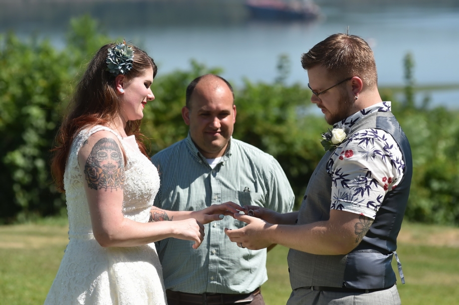 Susan and Alex’s Kingston Wedding at Hasbrouck Park » Iannelli Photography